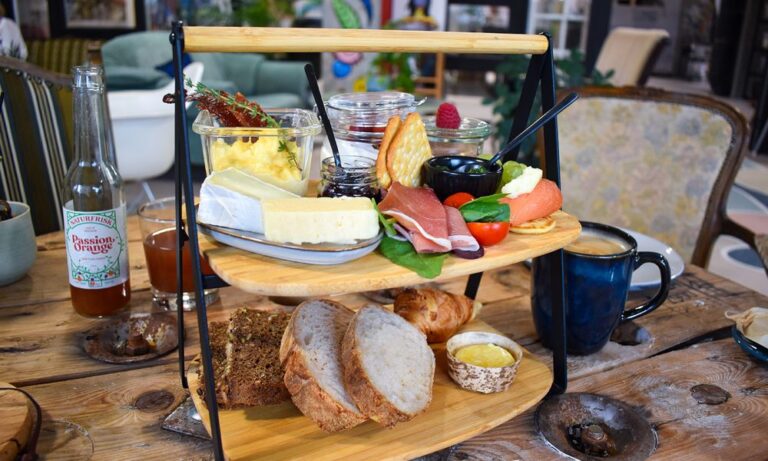 Picking a Breakfast Cafe That Pleases Everyone in the Family - Food Uncut